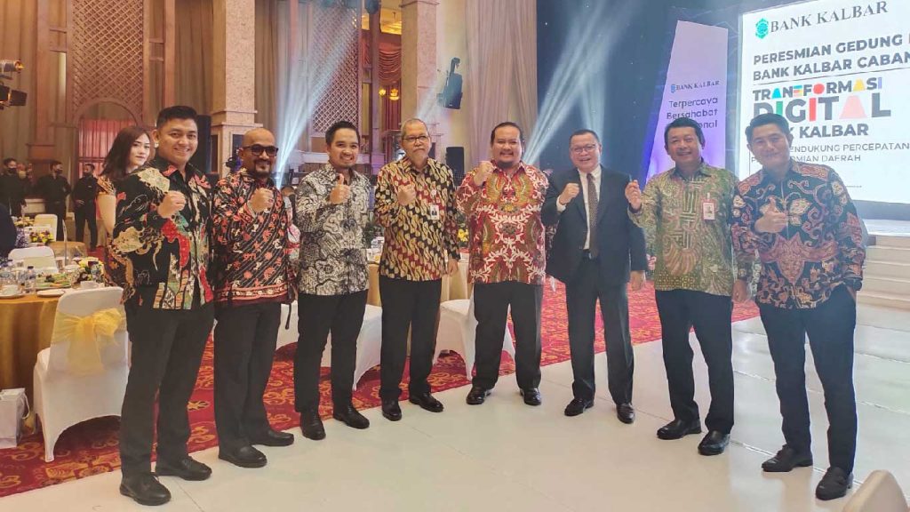 Sutarmidji Resmikan Gedung Kantor Bank Kalbar Jakarta - PONTV